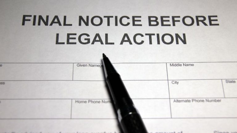 Plaintiff vs. Defendant – What is the Difference Between Them?