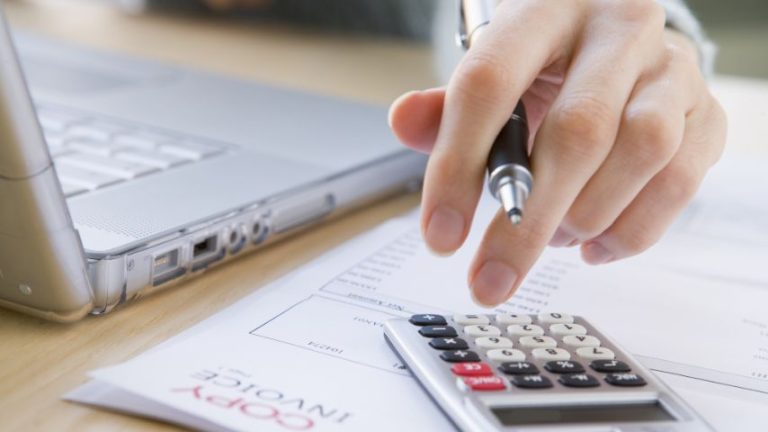 Attorney Billing Cheat Sheet: Key Tips for 2025 - CaseFox